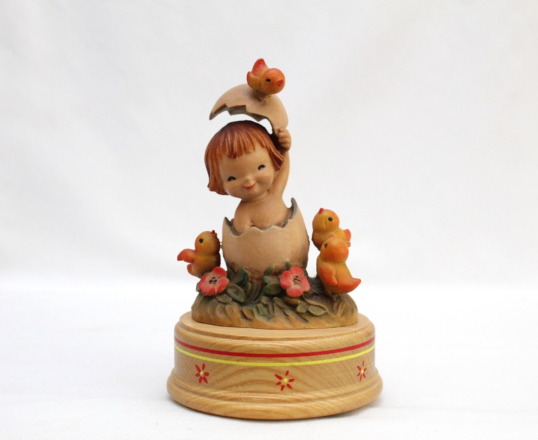Sold as is (no Music Box) ANRI Ferrandiz 6" 'girl in the Egg' Music Box ...