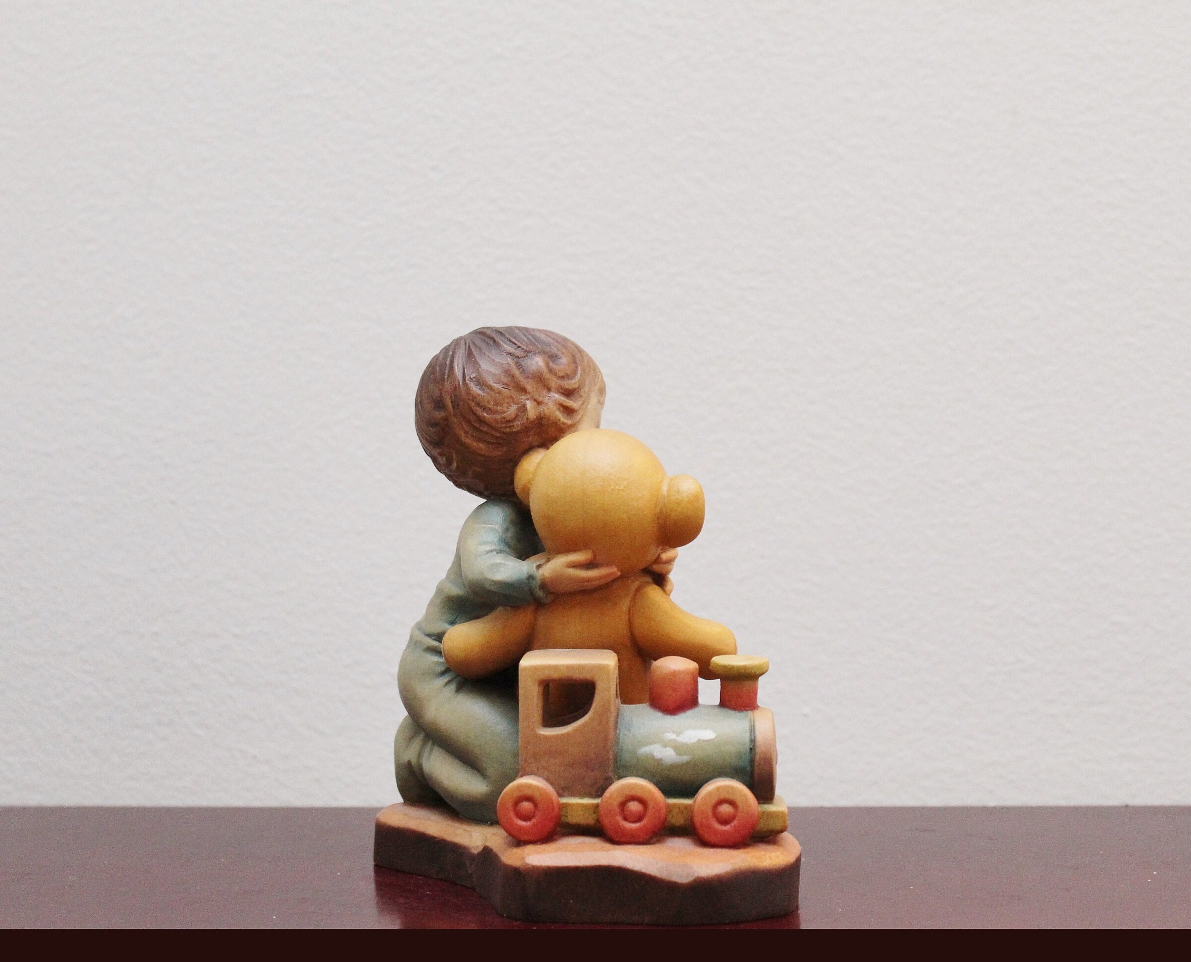 ANRI Sarah Kay 6" Hand Carved Wood 'cuddles' Figurine | Made in Italy ...