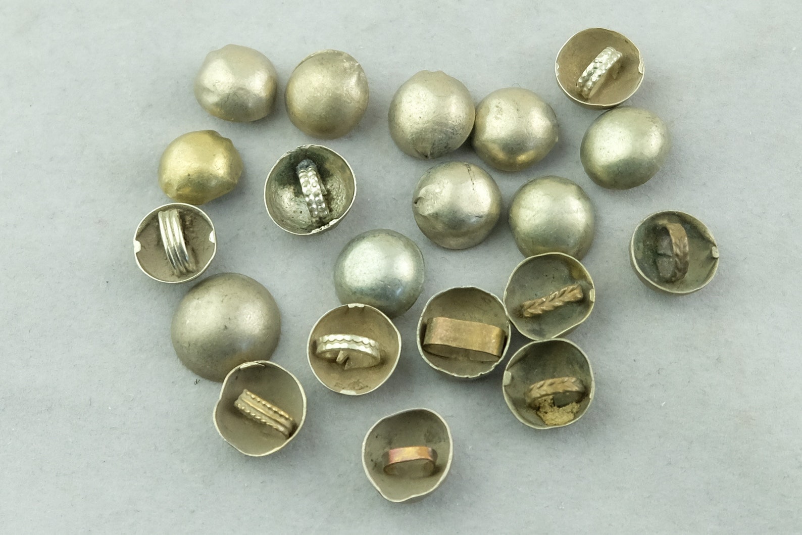 20 Silver Buttons From Central Asia. PEN-168 - Etsy