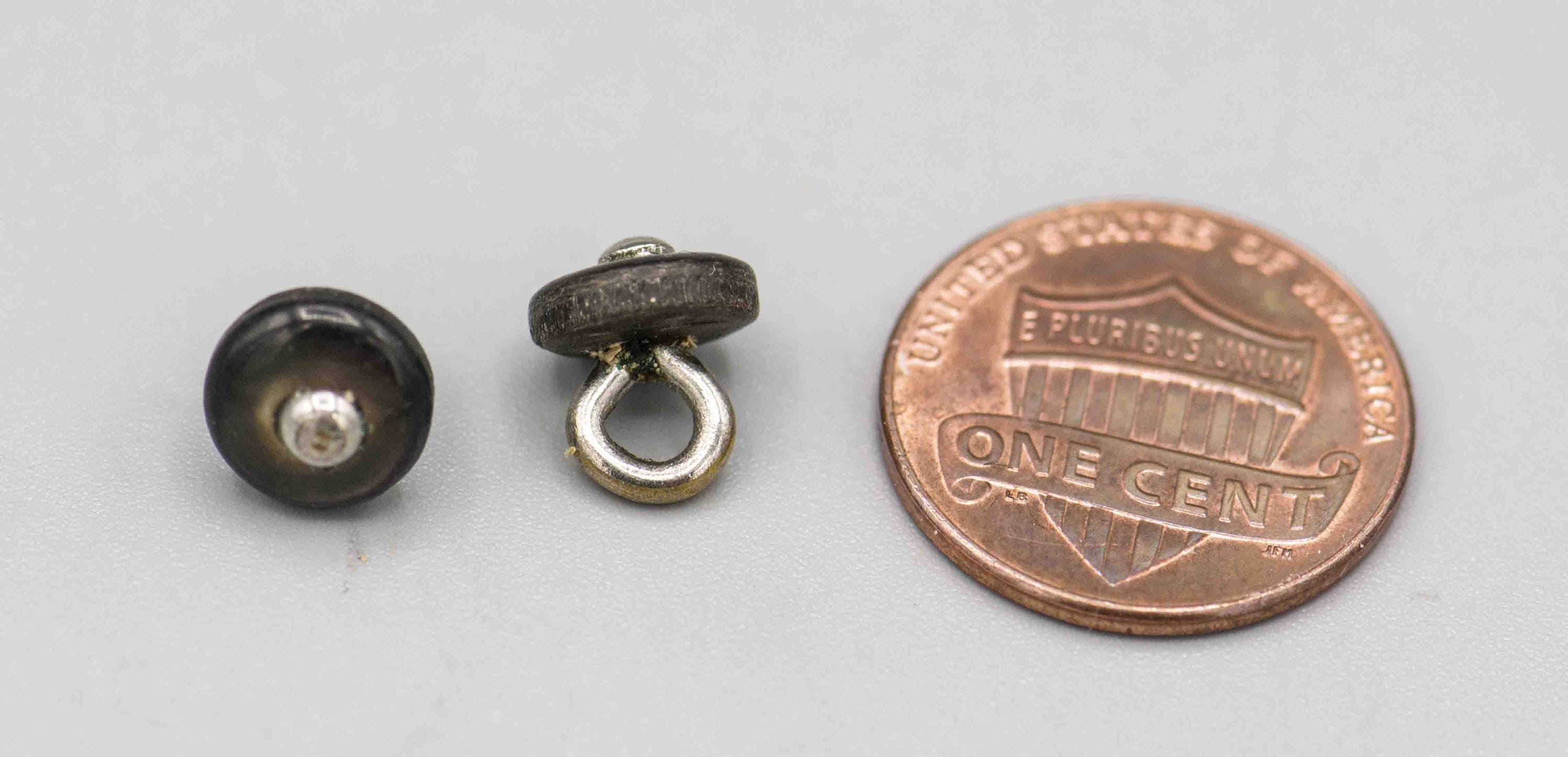 10 Antique Shell Shoe Buttons SKU-SHELL-47 - Etsy