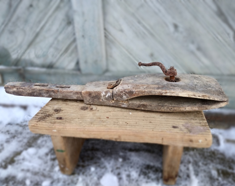 Primitive Wooden Grip Antique Vise Vice Large Claw Old Wood Tool Rustic ...