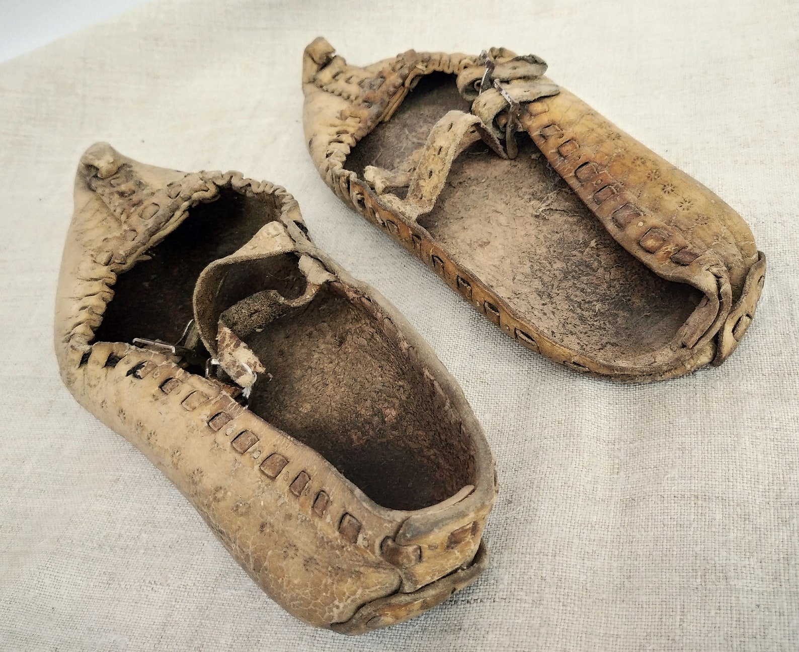 Antique Leather Shoes Primitive Peasant Shoes 1800s Moccasins - Etsy