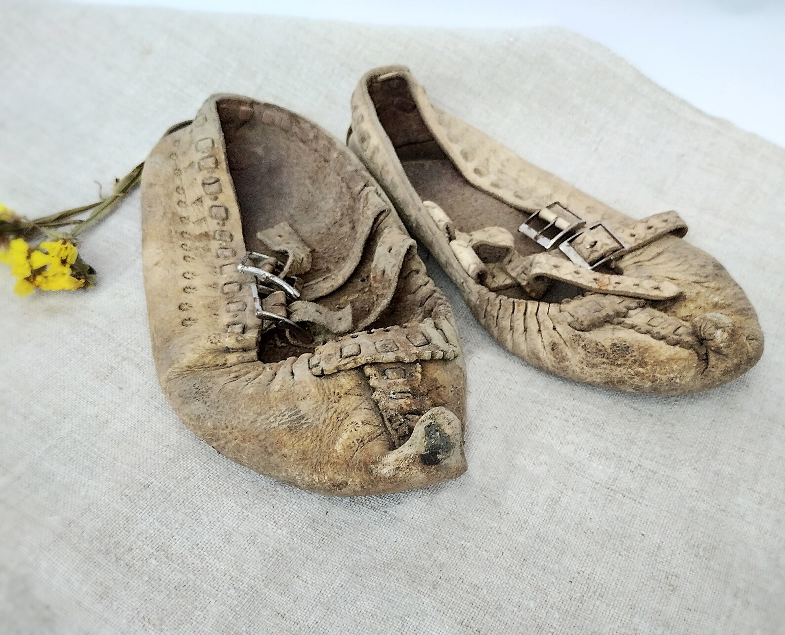 Antique Wall Decor Primitive Leather Shoes Wall Hanging Opanci Peasant ...