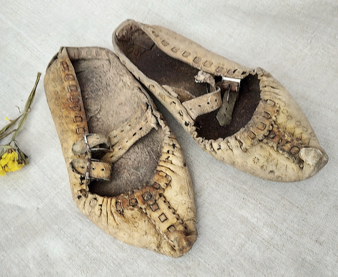 Antique Leather Shoes Primitive Peasant Shoes 1800s Moccasins - Etsy