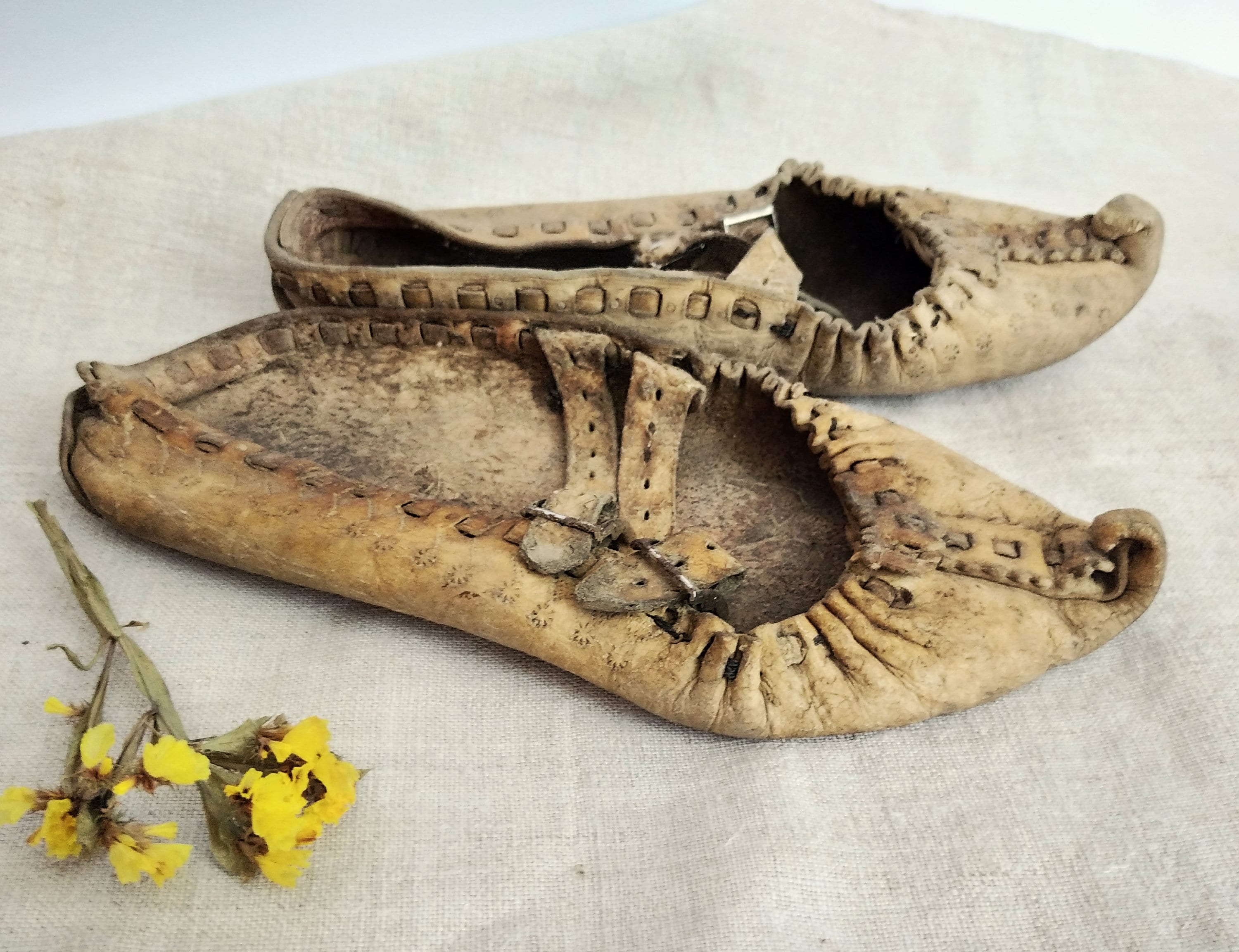 Antique Leather Shoes Primitive Peasant Shoes 1800s Moccasins | Etsy