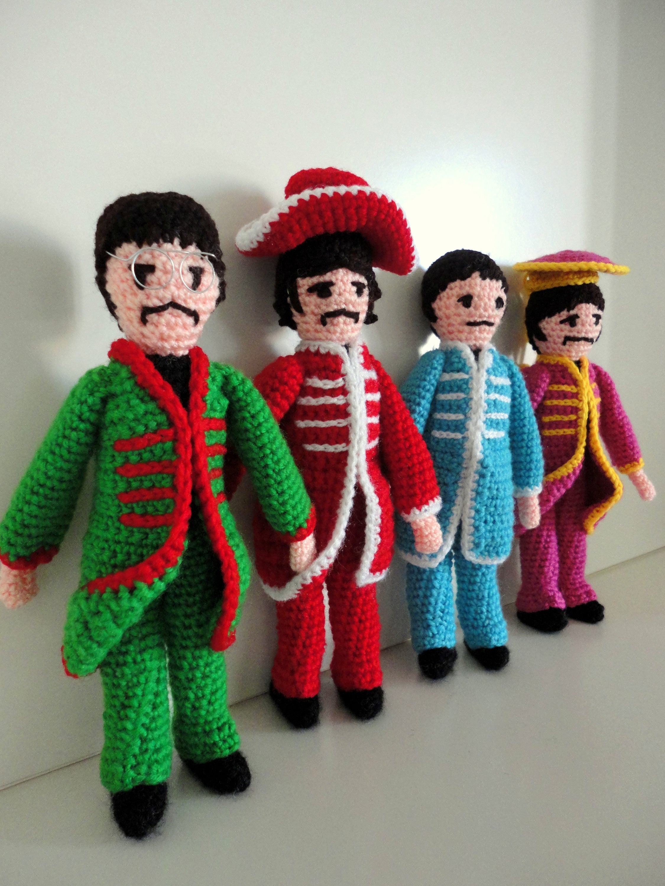 Beatles Amigurumi Crochet Album Sgt. Pepper's Lonely - Etsy Canada