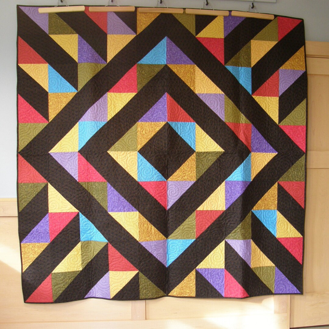 Graphics Burst Quilt - Etsy