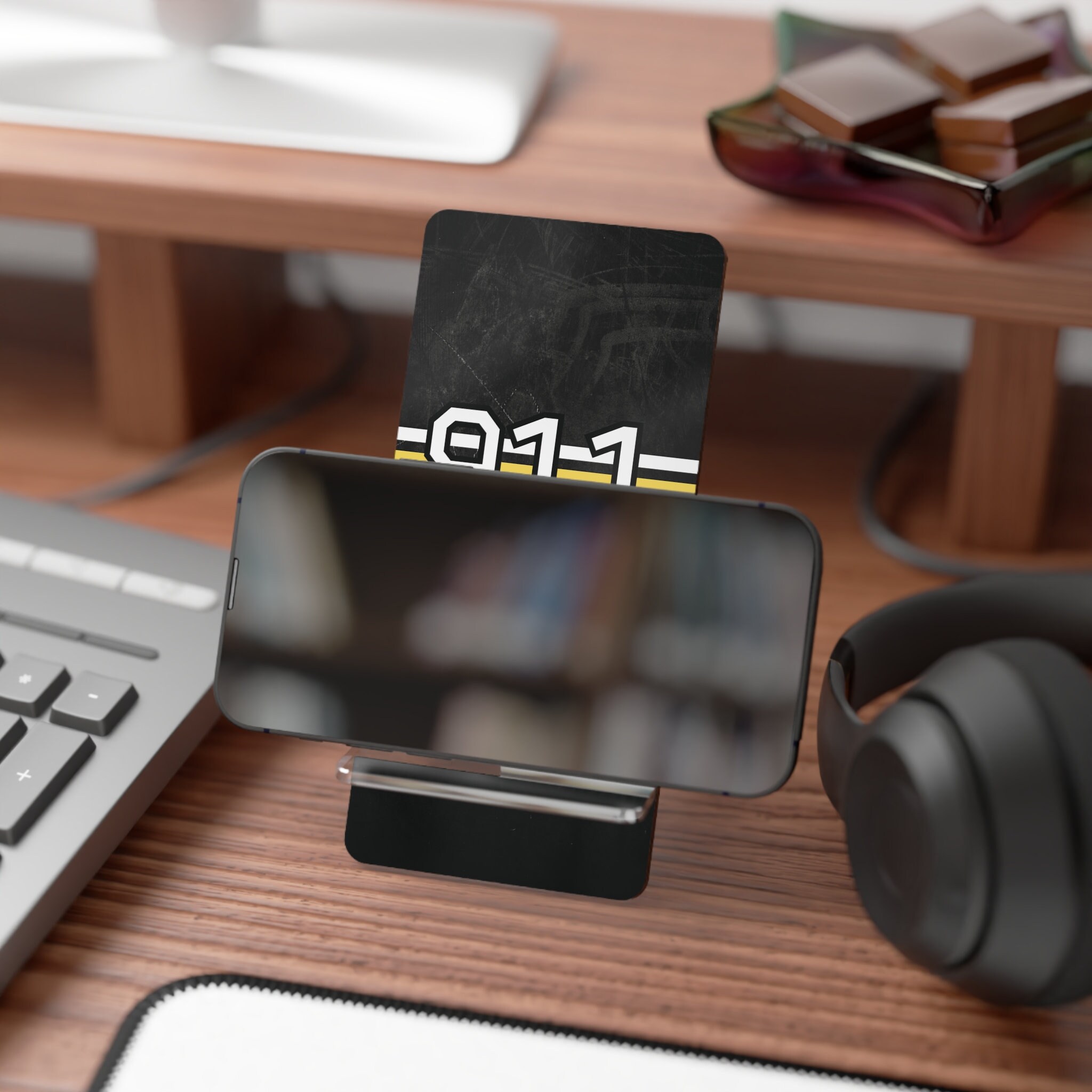 Custom 911 Dispatcher Mobile Display Stand for Smartphones Personalized ...