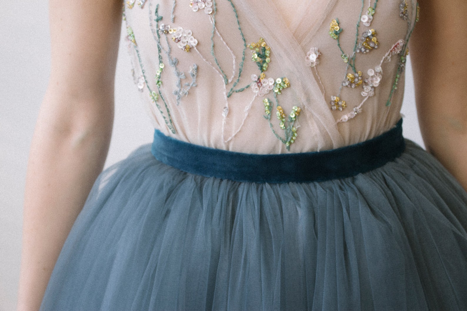Dark Blue Wedding Dress, Tulle Bridal Full Dress, Bridal Bow Sash Dress ...