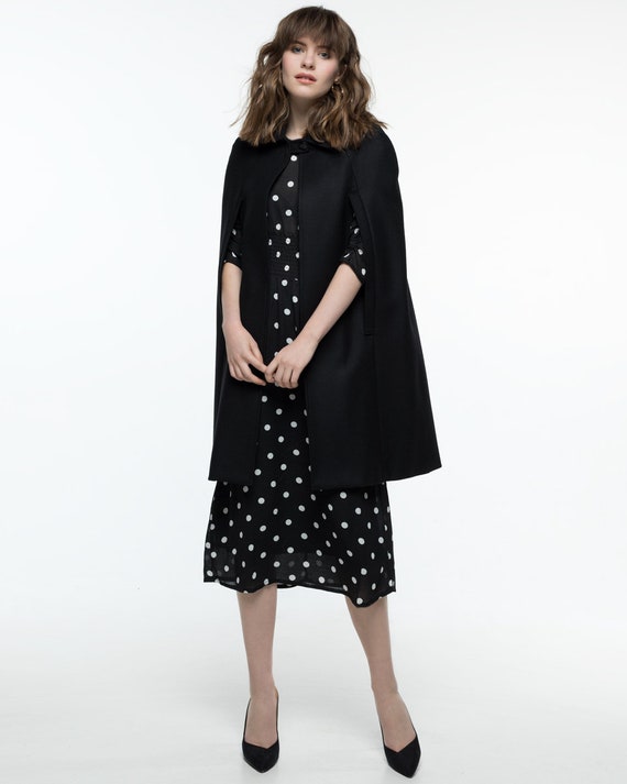 Woman black cape/ Classic wool cape | Etsy