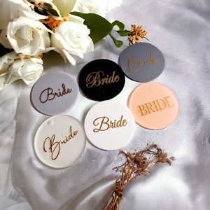 7.4cm Colour Acrylic Wedding Name Card, Circle Style, Colour Acrylic ...