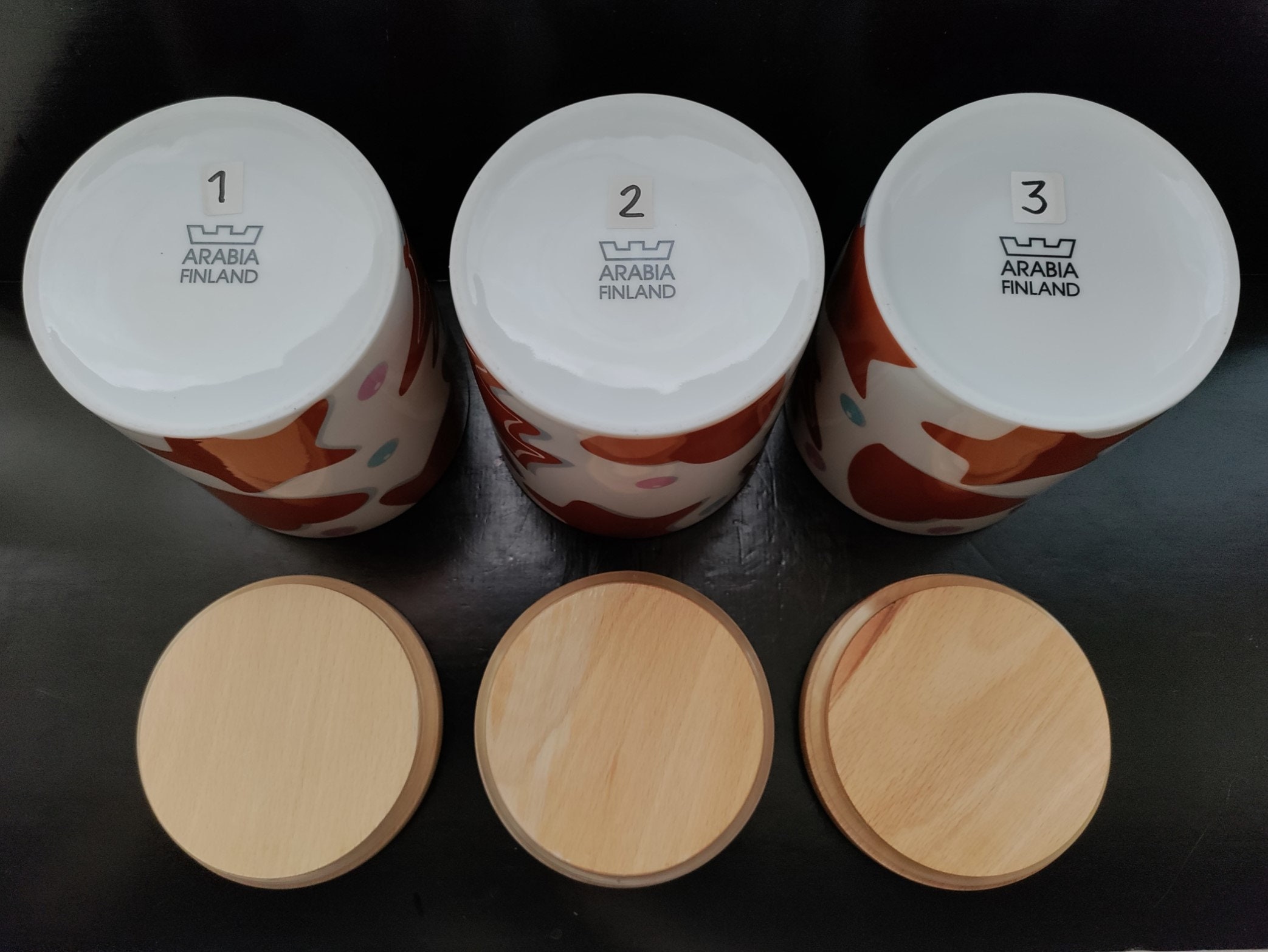 Arabia Finland: One PIPARIT JA PASTILLIT Ceramic Container With Wooden ...