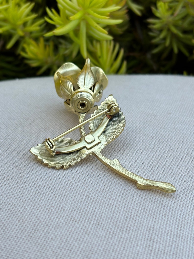 Vintage Mid Century Weeping Gold Finish Gold Tone Rose Floral Brooch ...