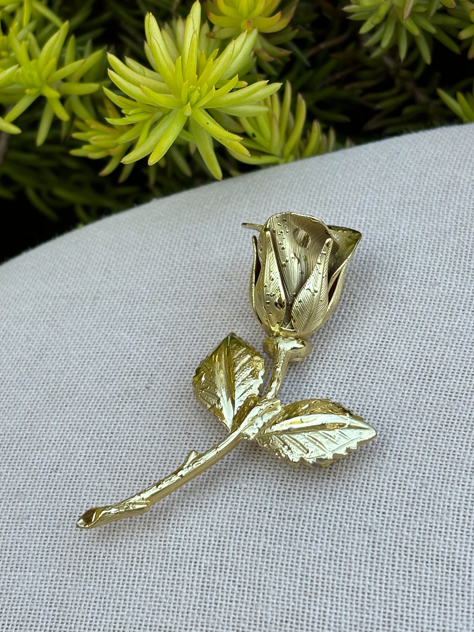 Vintage Mid Century Weeping Gold Finish Gold Tone Rose Floral Brooch ...