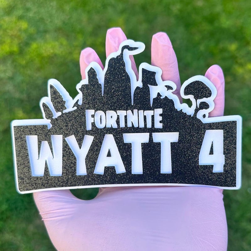 Fortnight Cake Topper - Etsy