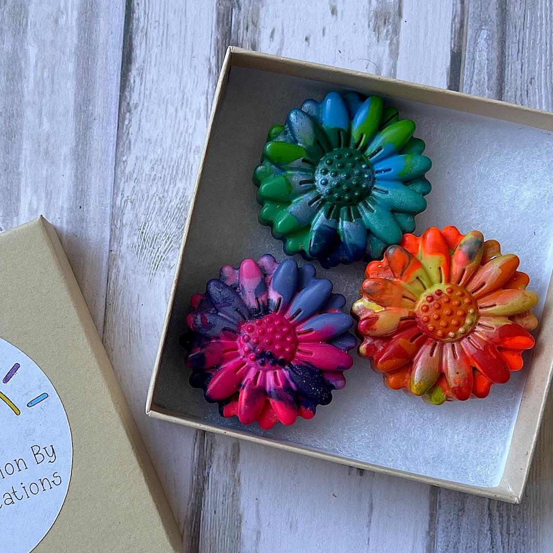 Daisy Crayons Mixed Color Flower Coloring Crayon Party Favor - Etsy
