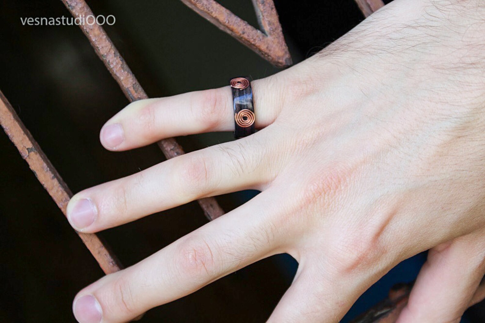 WOOD RING Mens Minimalist Ring Man Wedding Band Silver Ring Titanium ...