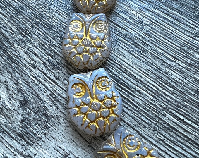 Horned Owl, White Opal With Gold Wash, 18x15mm, 4 Beads, Czech Glass - Etsy