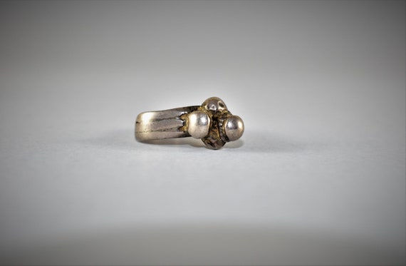 Antique Rajasthani silver ring - Gem