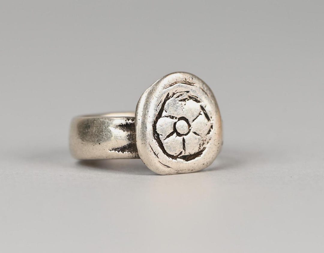 Antique Pure Silver Omani Ring - Flower Ring - Etsy