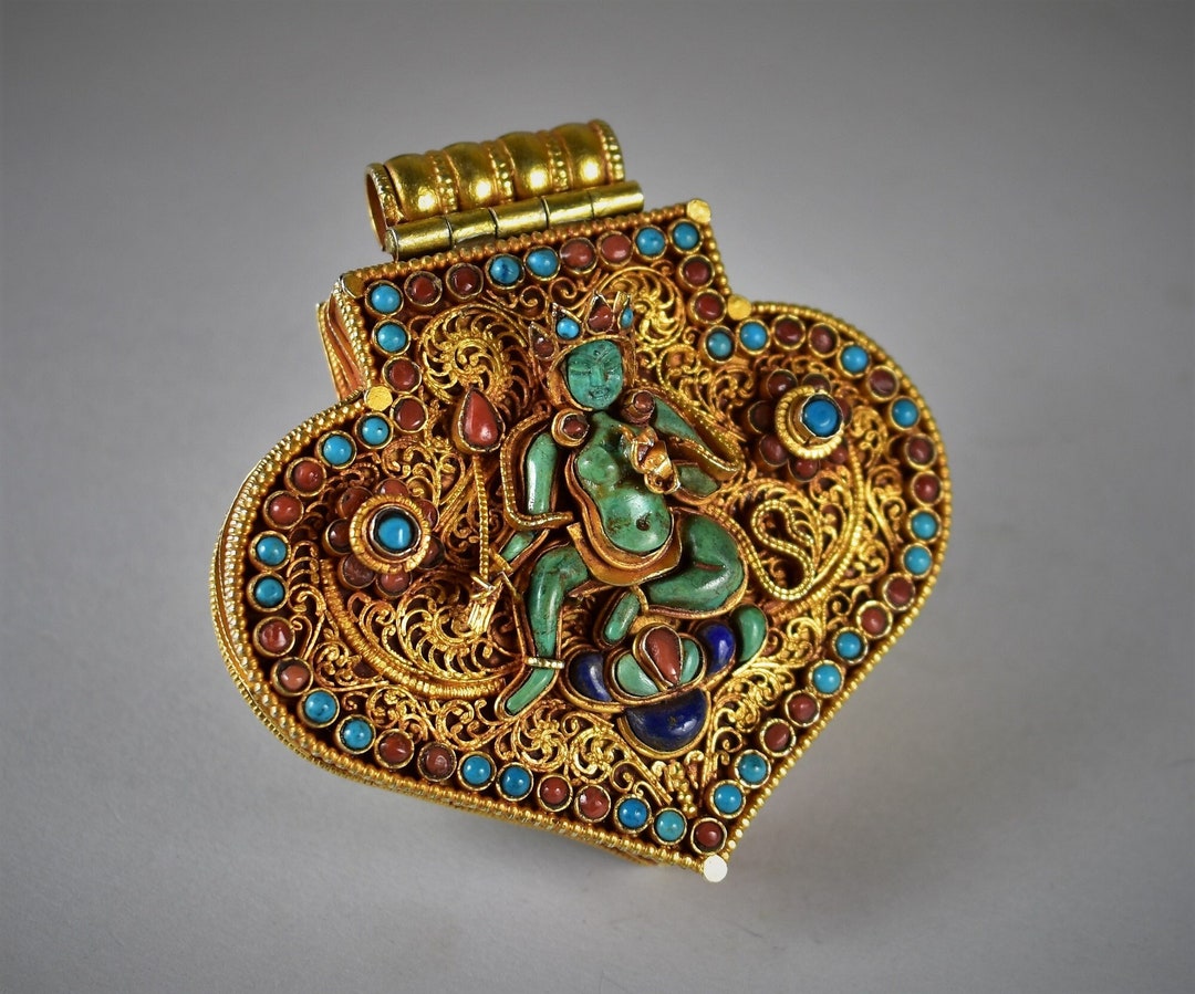 Large Buddhist Ghau With Semi Precious Stones - Etsy