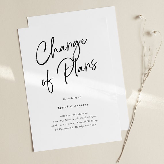 Change of wedding venue card | Beachweddingtips.com