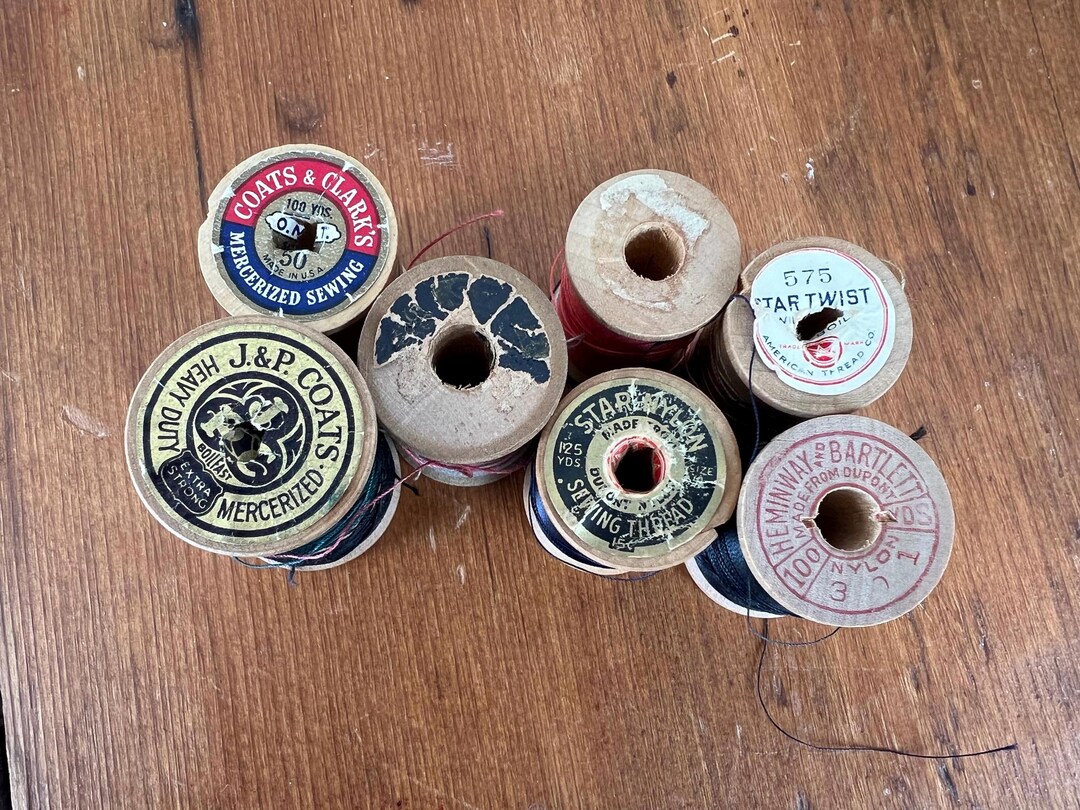 SET of 7 Vintage Wooden Bobbins With Thread Antique Wooden Spools - Etsy
