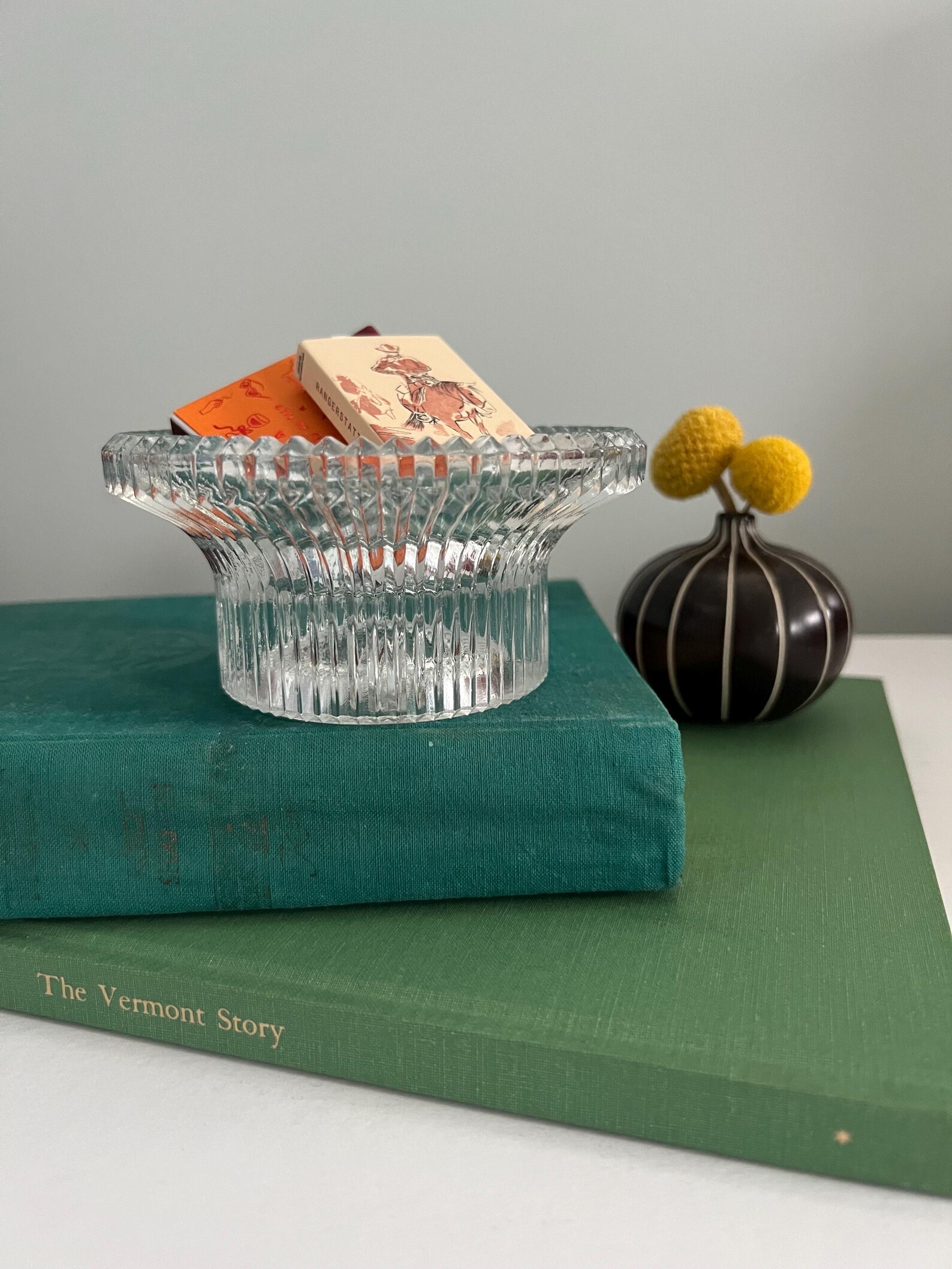 Decorative Vintage Books | Curated Mystery Stack for Shelf Styling ...