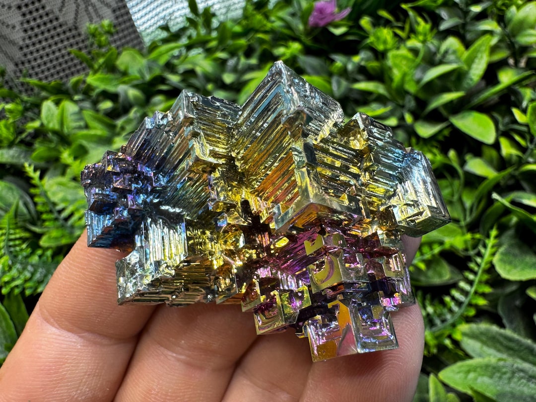 Amazing Bismuth Natural Crystal Minerals Specimen Clusters Souvenirs ...