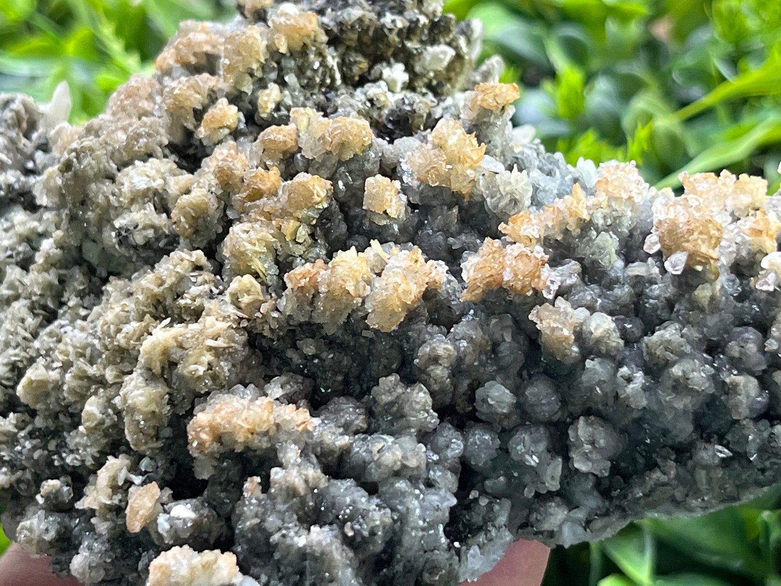 Amazing Quartz-chlorite Calcite-drujba Mine-lucky Natural Minerals ...