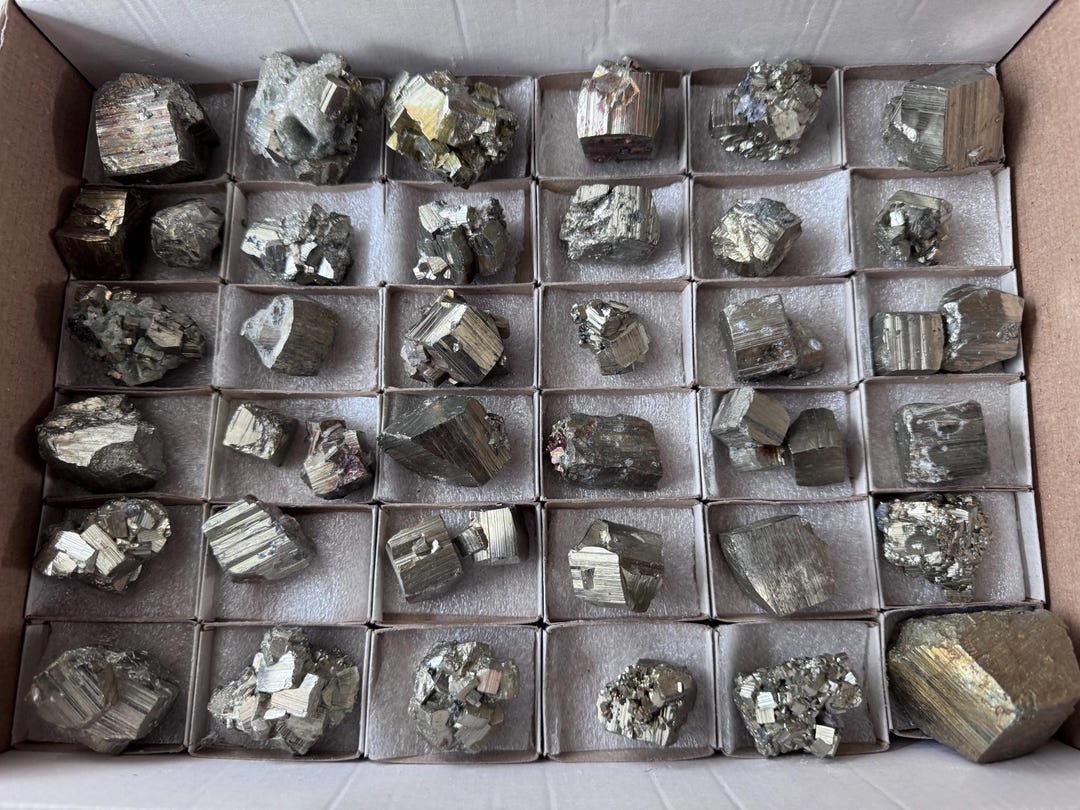 Menalite Box 230x300 Millimetres Natural Crystal Minerals Specimen ...