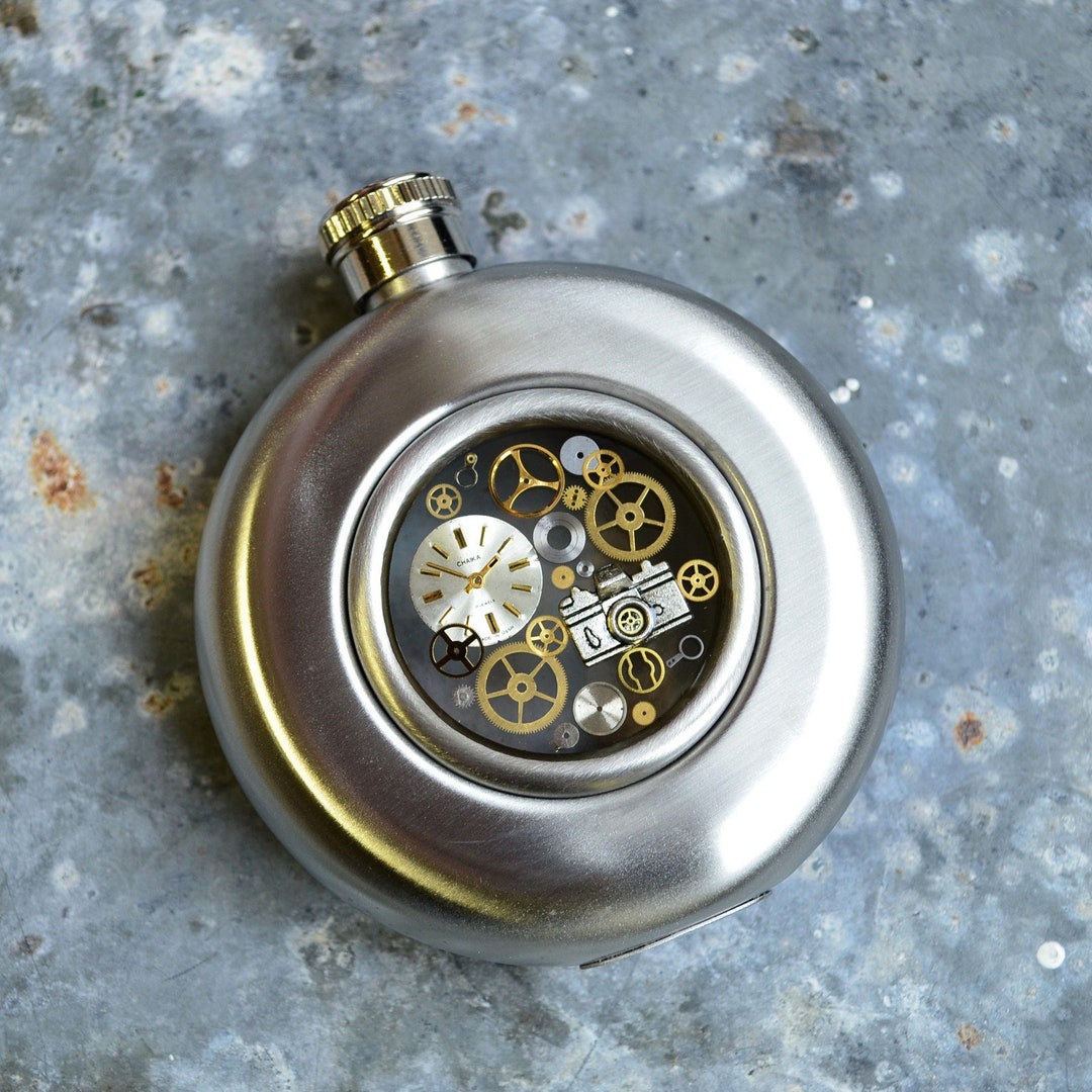 Camera Steampunk Flask/ Steampunk Hip Flask/ Round Flask/ Vintage Hip ...