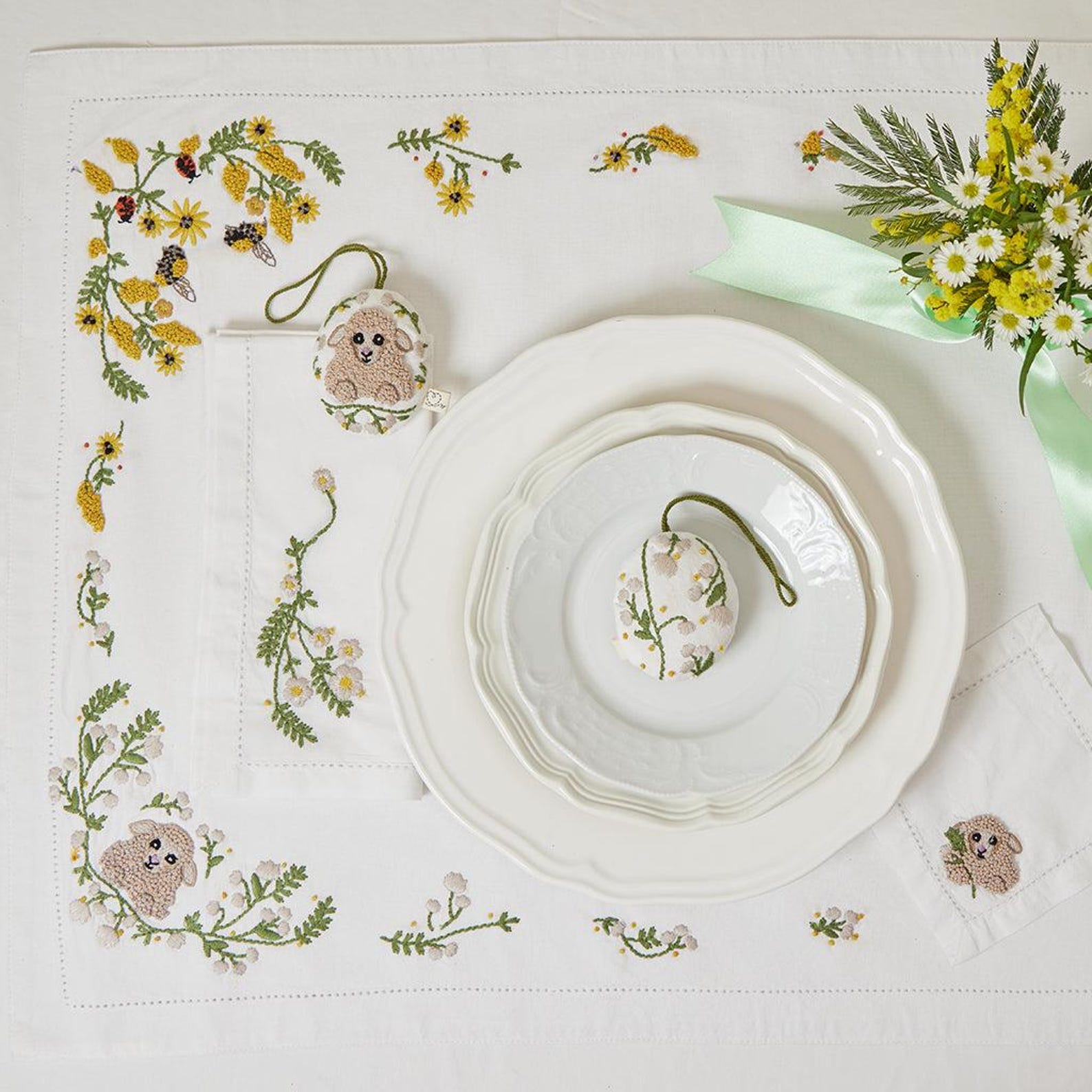 Spring Embroidery Table Runner, Hand Embroidered Cloth Table Mat, Hand ...