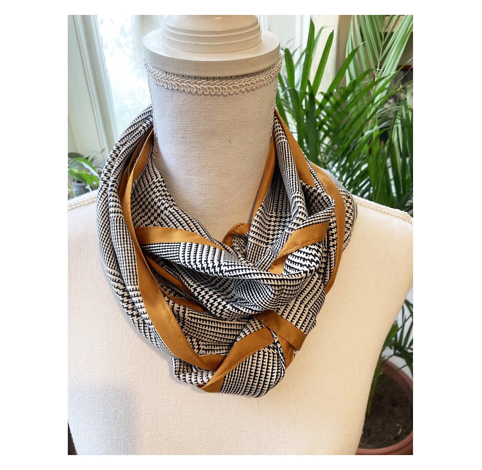 Black and White Vintage Scarf With Pompoms /rectangular Scarves /gift ...