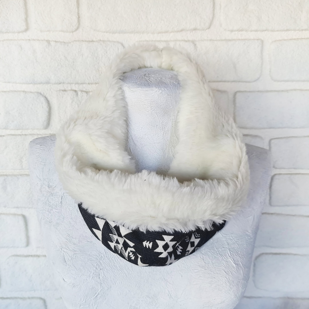 Black-white Ethnic Pattern Shawl Neck Wrap With White Plush /gift for ...