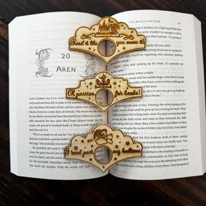 Book Page Holder, Thumb Ring Holder, Thumb Bookmark, Cute Bookish Gift ...