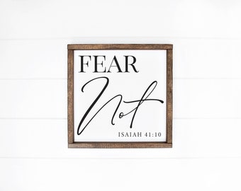 Fear Not Farmhouse Style Wood Wall Decor Sign - Etsy