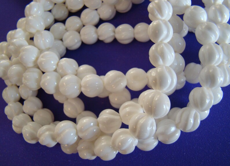 Grade A 8mm White Mother of Pearl Shell Gemstone Round Twist Beads 16 ...