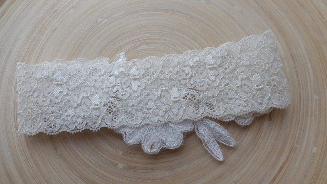 Wedding Lingeria Garter, Toss Garters, Ivory,lace,bride Lingeria ...