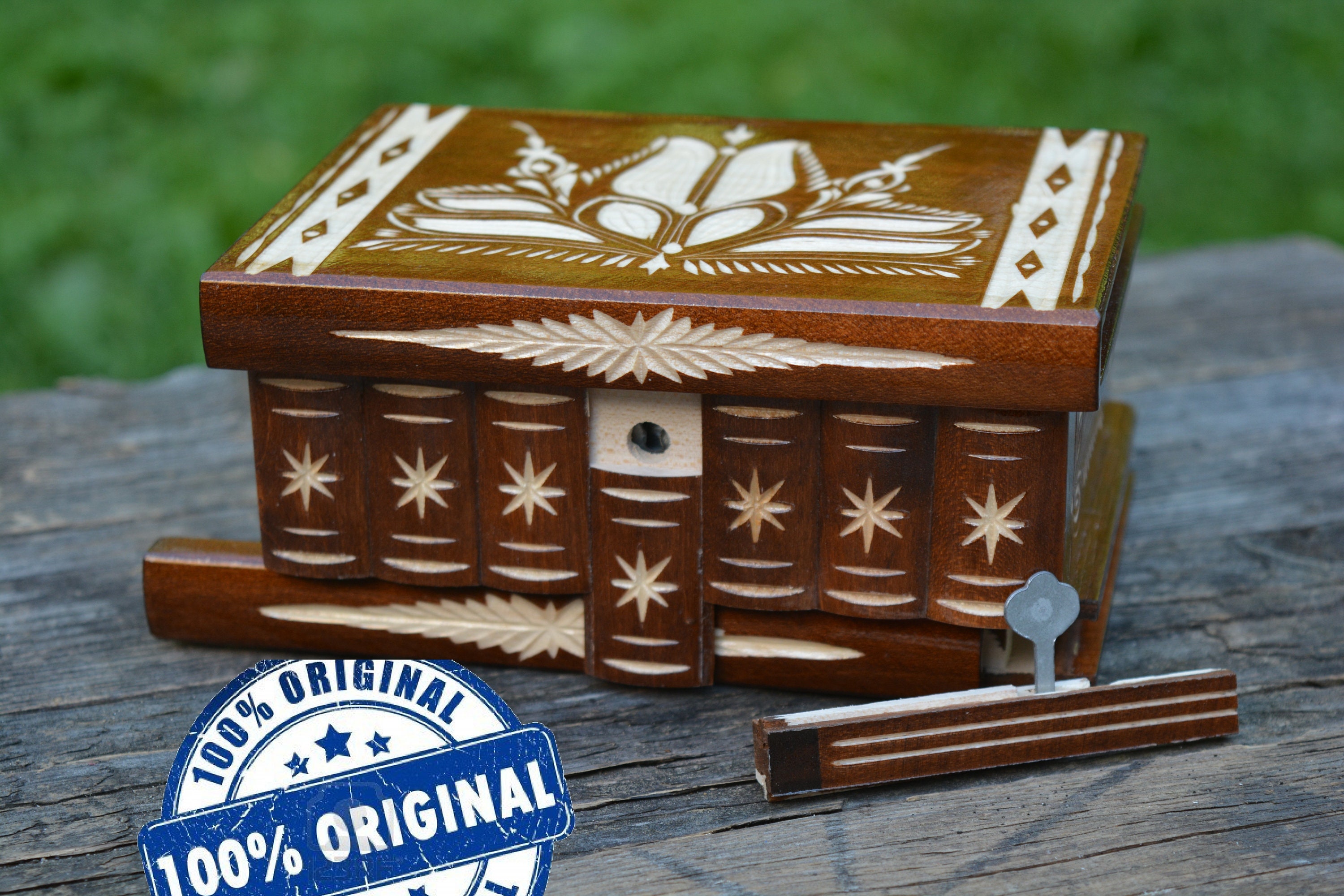 Trick box Mystery Secret box Wooden keepsake box | Etsy