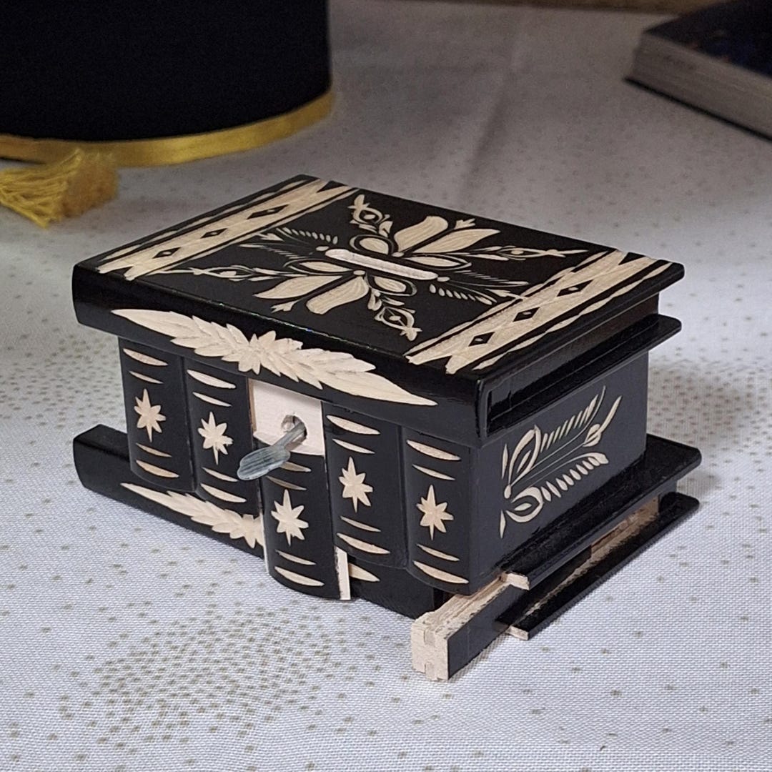 Best Money Gift Holder Box, Personalized Graduation Christmas Birthday ...