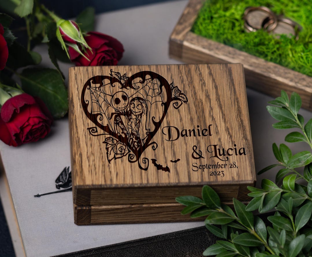 Personalized Oak Wedding Ring Box: Rustic Ring Holder, Halloween - Etsy