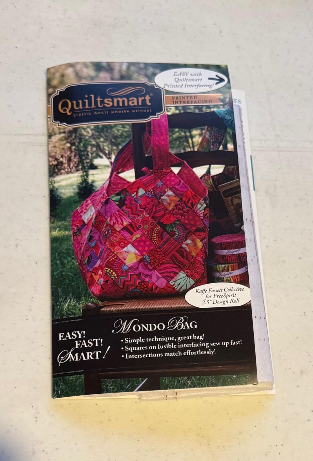Mondo Bag by Quiltsmart - A Paper Pattern for a Large Bag - Simple ...