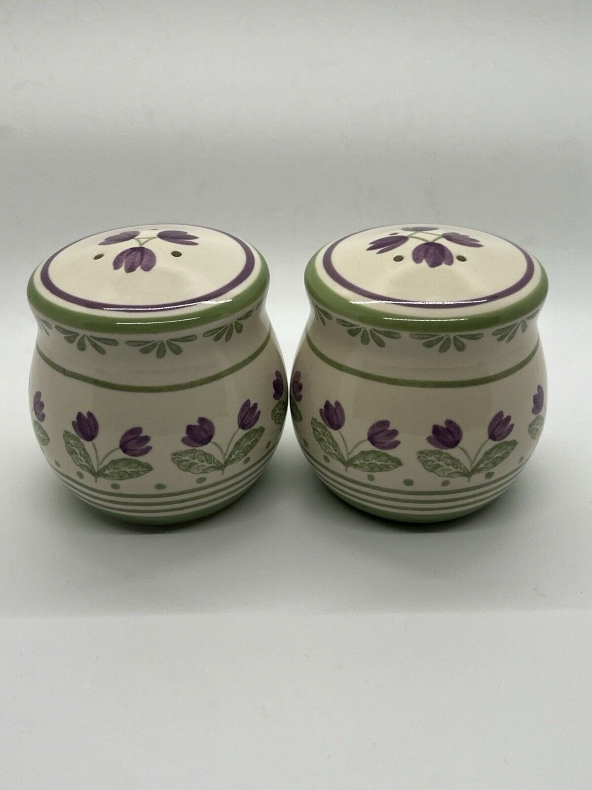 Pfaltzgraff Circle of Kindness Salt & Pepper Shakers Purple Flowers ...
