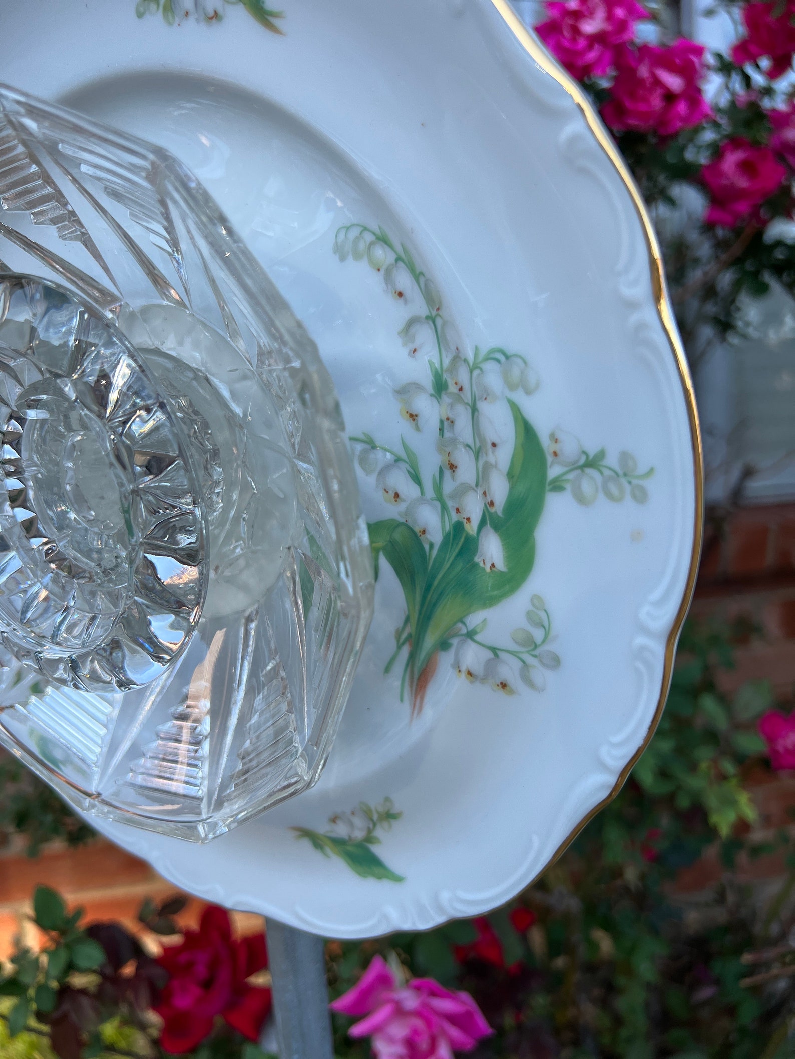 Repurposed Glass Plate Flower Glass Garden Art Glass Flower Plate ...