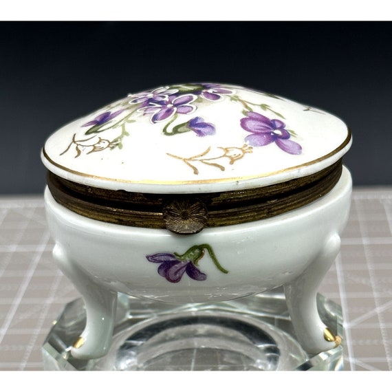 Vintage Footed Porcelain Forget Me Not Trinket Box si… - Gem