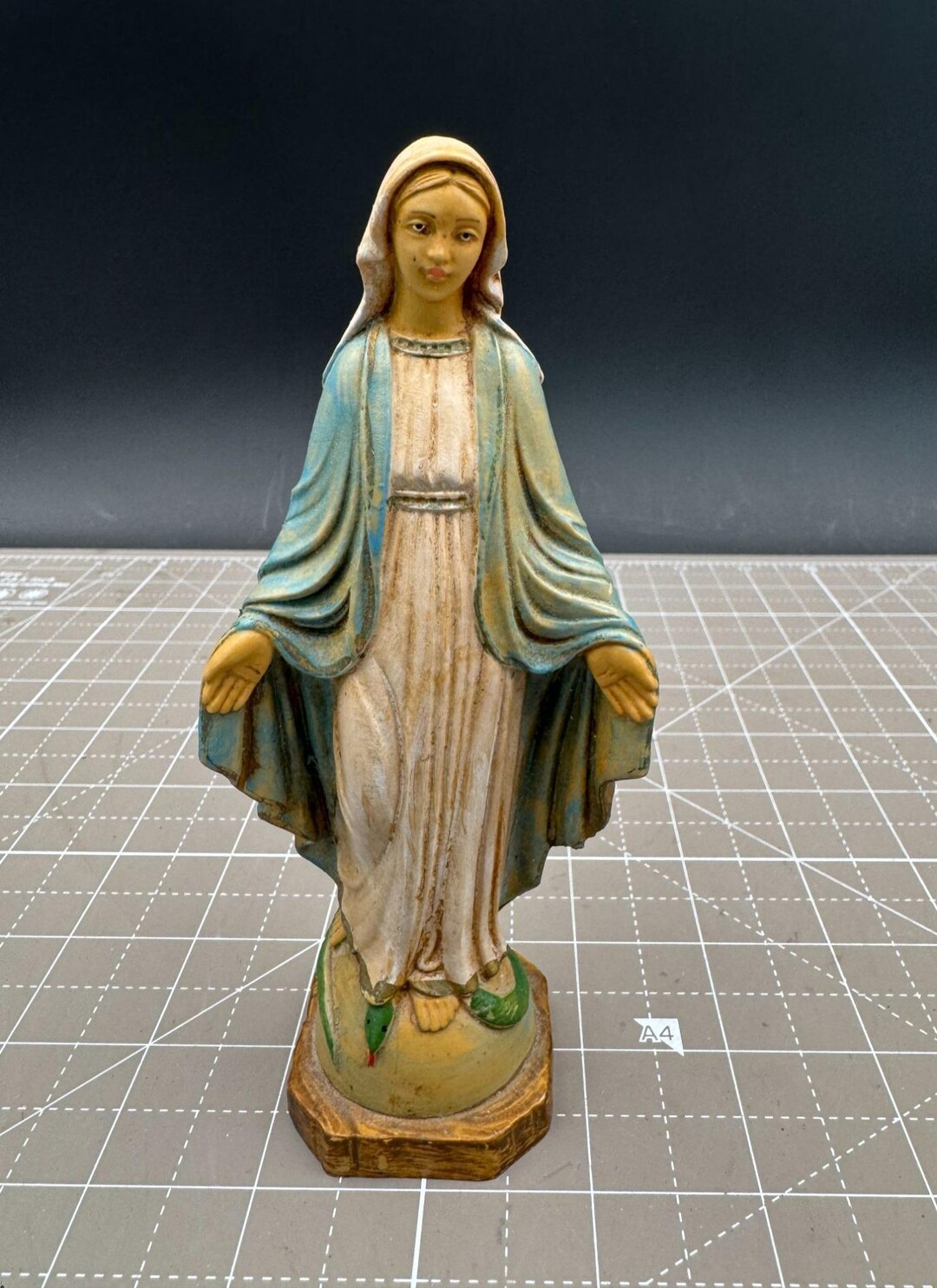 Miraculous Virgin Mary Resin Figure Resin 6" Made in Italy - Etsy