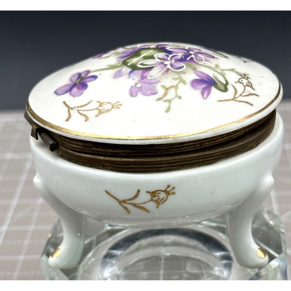 Vintage Footed Porcelain Forget Me Not Trinket Box si… - Gem