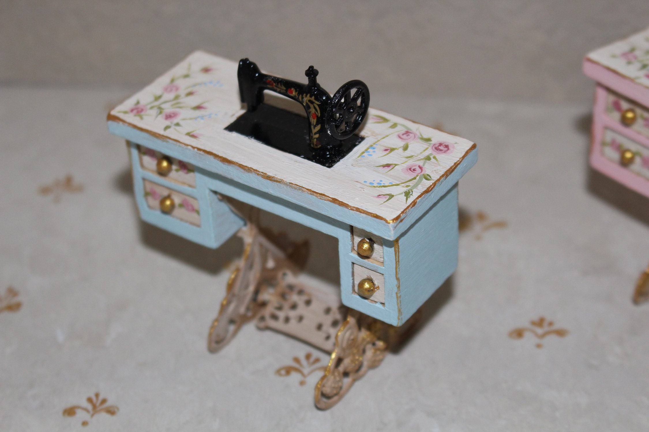 Dollhouse Furniture, Miniature Sewing Machine , Treadle Sewing Machine ...