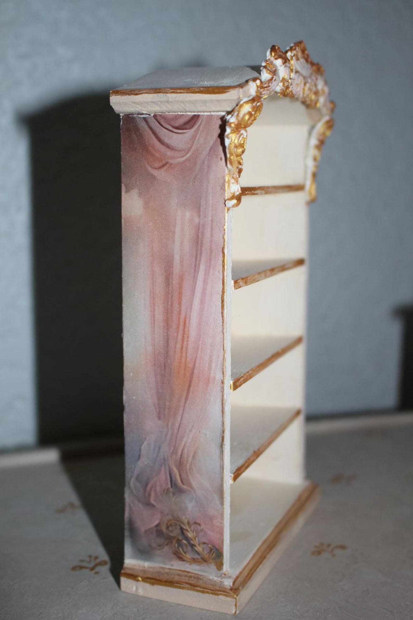Miniature Shelf Beautiful Roses, Dollhouse Miniature, Hand-painted ...